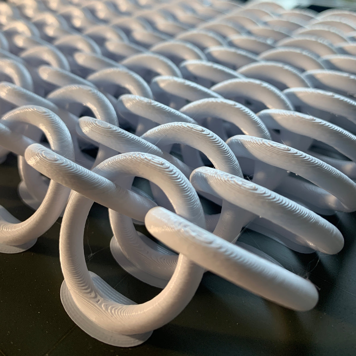 Intertwining Rings 3D Printed Chainmail STL – Engineezy